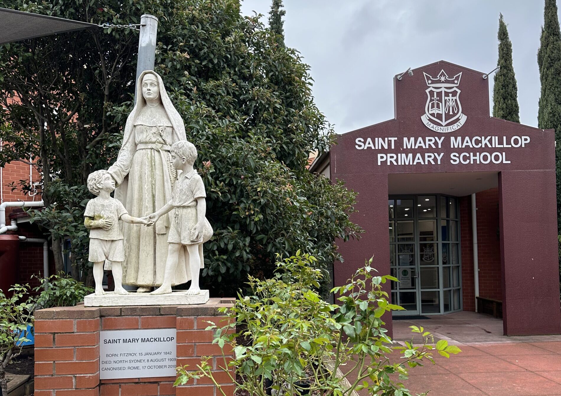Location & Contact - St Mary MacKillop Primary School
